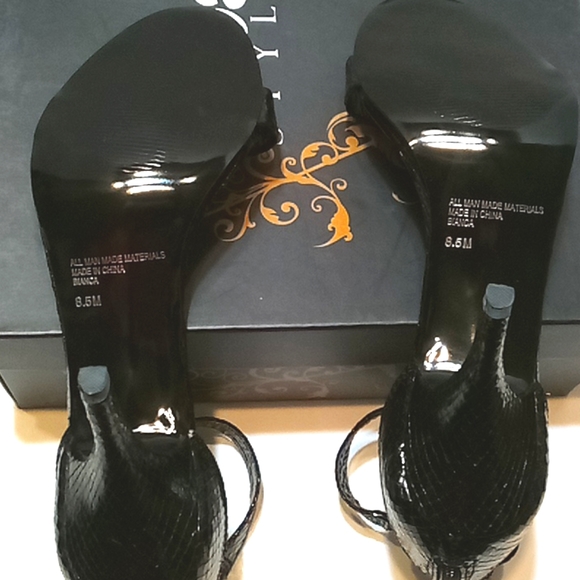 Diba | Shoes | Diba Style Bianca Black Snake Heels Nib 85 | Poshmark